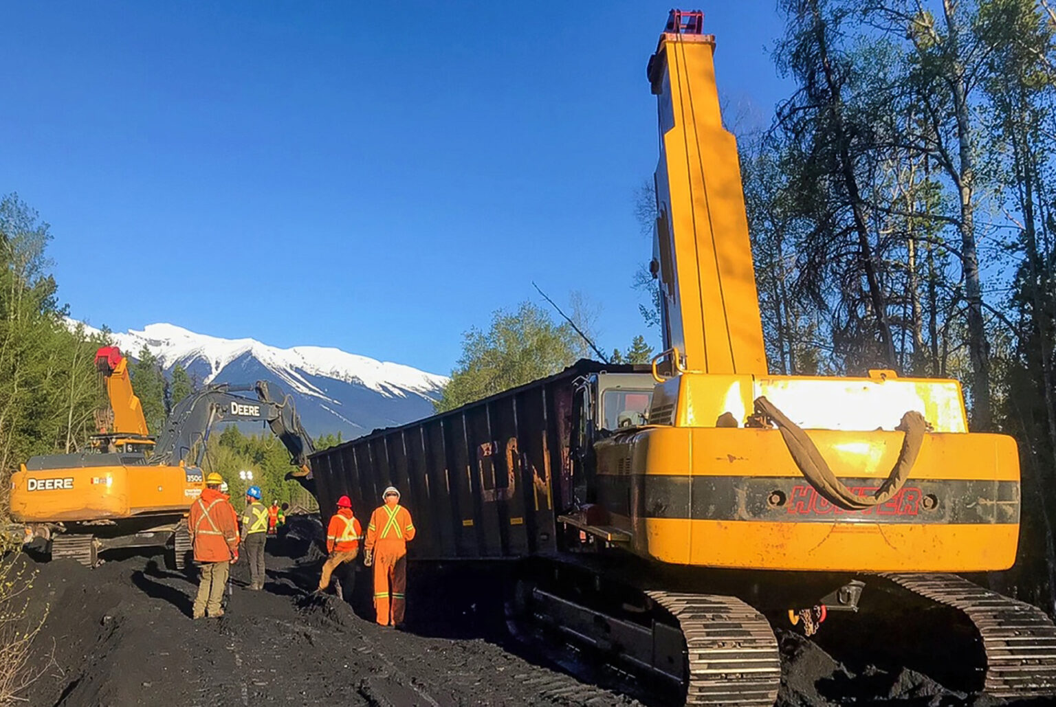 Utilco Railroad Services – Railroad Equipment Recovery